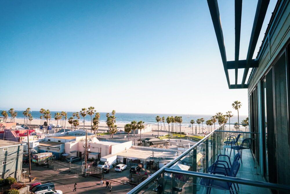 Partial Ocean View King Room – Erwin Hotel