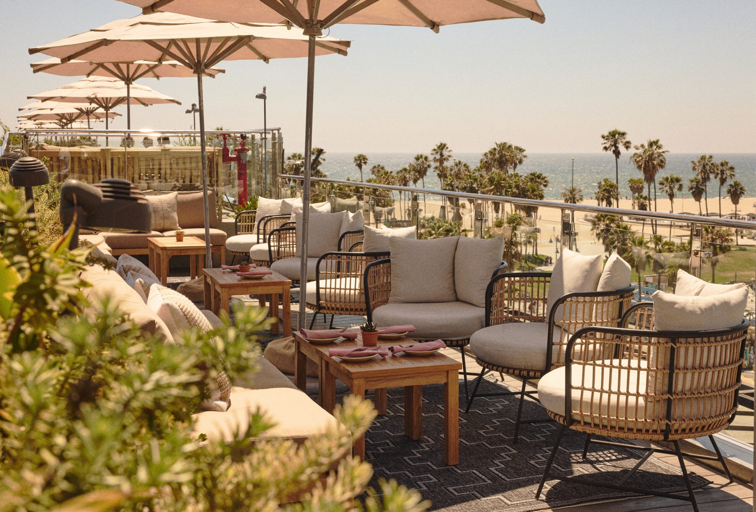 Venice Beach Hotel Deals & Packages – Hotel Erwin